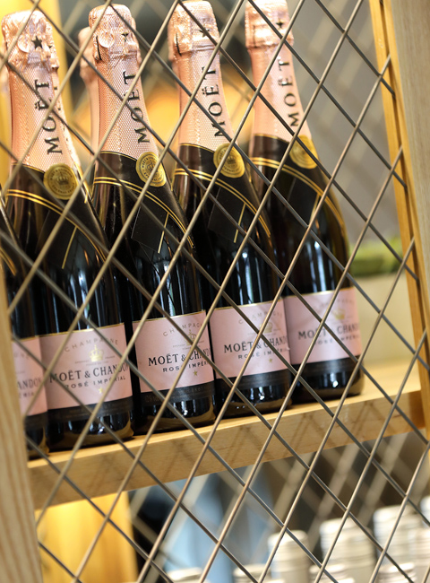 About Our Country Pub - The Windmill Windlesham